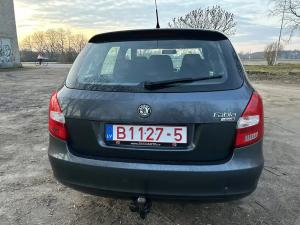 Green Skoda Fabia 2009 in Grobiņa, with an engine capacity of 1.60 L and mileage of 183 thousand km for 2700 €, photo 7 on AUTOMOTO.COM.LV