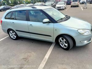 Green Skoda Fabia 2011 in Siauliai, with an engine capacity of 1.20 L and mileage of 254 thousand km for 3350 €, photo 8 on AUTOMOTO.COM.LV