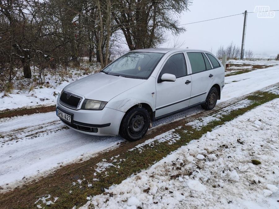 Pelēks Skoda Fabia 2002 Molėtai, ar dzinēja tilpumu 1.90 L un nobraukumu 350 tūkst. km par 500 €, foto 4 vietnē AUTOMOTO.COM.LV