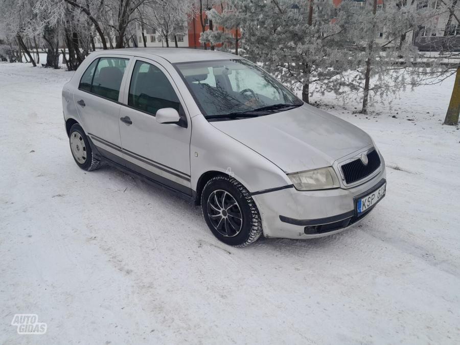 Pelēks Skoda Fabia 2002 Marijampole, ar dzinēja tilpumu 1.90 L un nobraukumu 347 tūkst. km par 380 €, foto 2 vietnē AUTOMOTO.COM.LV