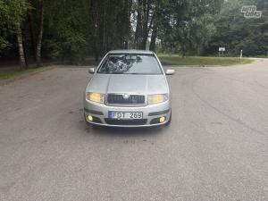 Серый Шкода Фабия 2002 в Аникщяй, объемом двигателя 1.40 л и пробегом 21 тыс. км за 480 €, фото 3 на AUTOMOTO.COM.LV