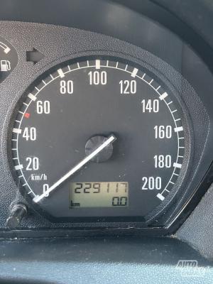Grey Skoda Fabia 2003 in Kaunas, with an engine capacity of 1.40 L and mileage of 230 thousand km for 600 €, photo 5 on AUTOMOTO.COM.LV