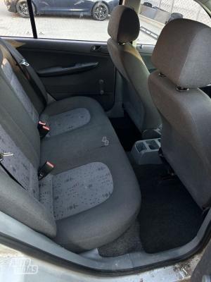 Grey Skoda Fabia 2003 in Kaunas, with an engine capacity of 1.40 L and mileage of 230 thousand km for 600 €, photo 9 on AUTOMOTO.COM.LV