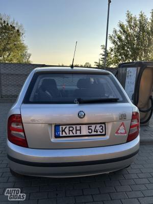 Grey Skoda Fabia 2003 in Kaunas, with an engine capacity of 1.40 L and mileage of 230 thousand km for 600 €, photo 11 on AUTOMOTO.COM.LV