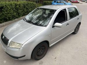 Pelēks Skoda Fabia 2003 Klaipėda, ar dzinēja tilpumu 1.42 L un nobraukumu 405 tūkst. km par 700 €, foto 3 vietnē AUTOMOTO.COM.LV