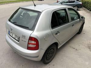 Pelēks Skoda Fabia 2003 Klaipėda, ar dzinēja tilpumu 1.42 L un nobraukumu 405 tūkst. km par 700 €, foto 6 vietnē AUTOMOTO.COM.LV
