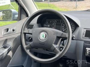 Grey Skoda Fabia 2003 in Limbazi, with an engine capacity of 1.90 L and mileage of 289 thousand km for 850 €, photo 14 on AUTOMOTO.COM.LV