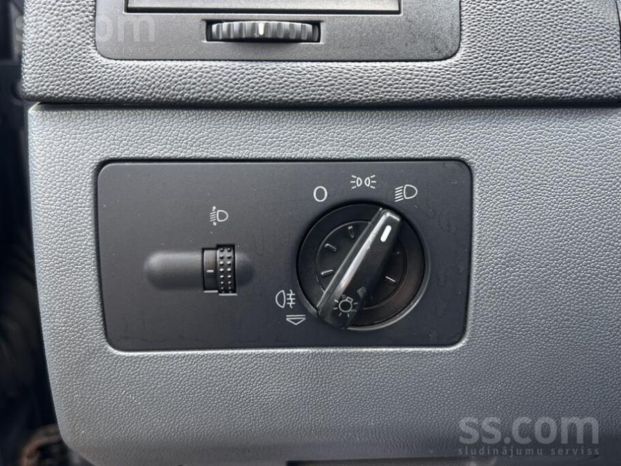 Grey Skoda Fabia 2003 in Limbazi, with an engine capacity of 1.90 L and mileage of 289 thousand km for 850 €, photo 18 on AUTOMOTO.COM.LV