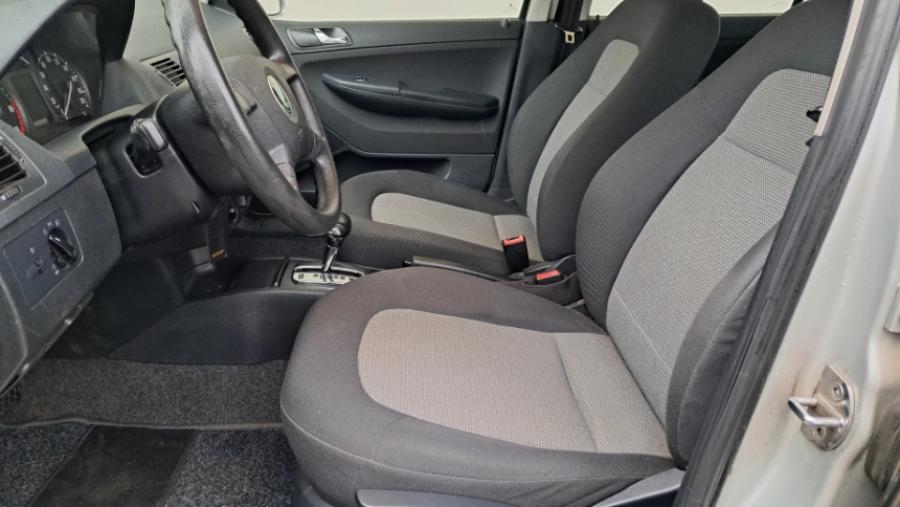 Pelēks Skoda Fabia 2004 Rīga, ar dzinēja tilpumu 1.40 L un nobraukumu 175 tūkst. km par 2850 €, foto 4 vietnē AUTOMOTO.COM.LV