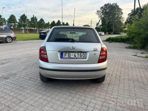 Pelēks Skoda Fabia 2004 Rīga, ar dzinēja tilpumu 1.90 L un nobraukumu 357 tūkst. km par 1250 €, foto 6 vietnē AUTOMOTO.COM.LV