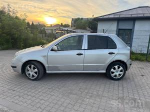 Pelēks Skoda Fabia 2004 Rīga, ar dzinēja tilpumu 1.90 L un nobraukumu 357 tūkst. km par 1250 €, foto 7 vietnē AUTOMOTO.COM.LV
