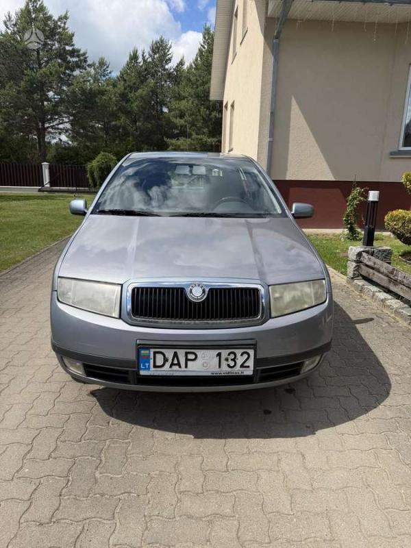 Pelēks Skoda Fabia 2004 Tauragė, ar dzinēja tilpumu 1.90 L un nobraukumu 317 tūkst. km par 970 €, foto 1 vietnē AUTOMOTO.COM.LV