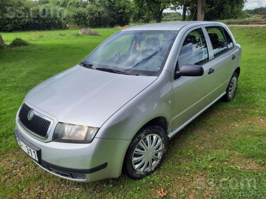 Grey Skoda Fabia 2004 in Preili, with an engine capacity of 1.90 L and mileage of 223 thousand km for 950 €, photo 3 on AUTOMOTO.COM.LV