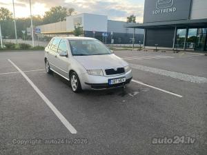 Pelēks Skoda Fabia 2004 Tallina, ar dzinēja tilpumu 1.20 L un nobraukumu 262 tūkst. km par 699 €, foto 4 vietnē AUTOMOTO.COM.LV