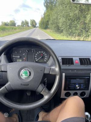 Серый Шкода Фабия 2004 в Кедайняй, объемом двигателя 1.90 л и пробегом 386 тыс. км за 1350 €, фото 7 на AUTOMOTO.COM.LV