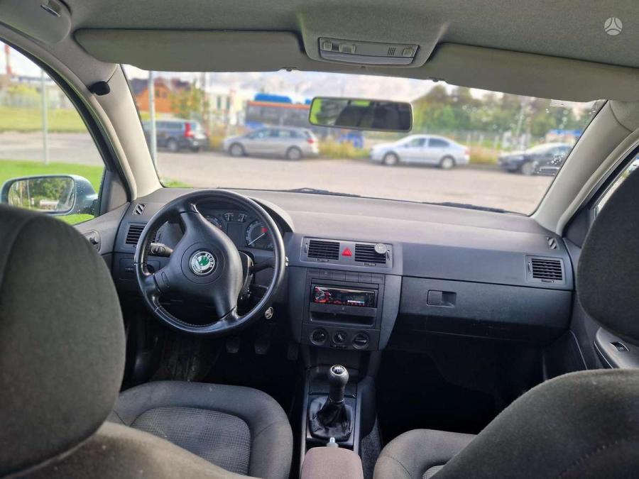 Серый Шкода Фабия 2004 в Клайпеда, объемом двигателя 1.39 л и пробегом 172 тыс. км за 1050 €, фото 12 на AUTOMOTO.COM.LV