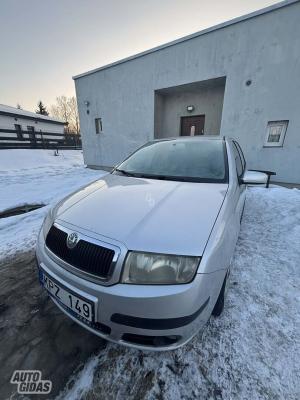 Grey Skoda Fabia 2005 in Vilnius, with an engine capacity of 1.90 L and mileage of 324 thousand km for 750 €, photo  on AUTOMOTO.COM.LV