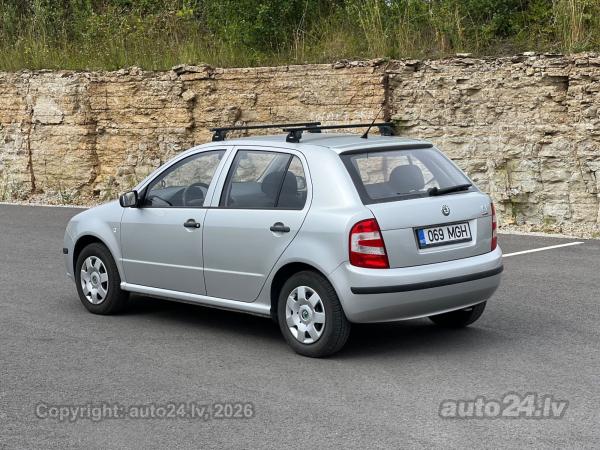 Grey Skoda Fabia 2006 in Tallinn, with an engine capacity of 1.20 L and mileage of 73 thousand km for 4100 €, photo 4 on AUTOMOTO.COM.LV