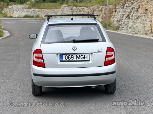 Grey Skoda Fabia 2006 in Tallinn, with an engine capacity of 1.20 L and mileage of 73 thousand km for 4100 €, photo 5 on AUTOMOTO.COM.LV