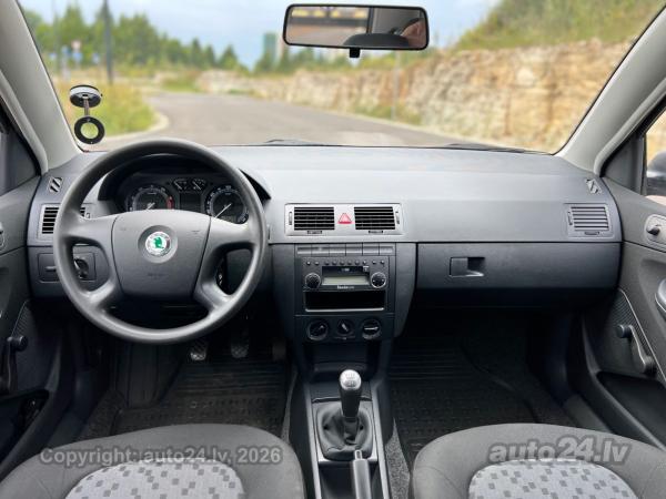 Grey Skoda Fabia 2006 in Tallinn, with an engine capacity of 1.20 L and mileage of 73 thousand km for 4100 €, photo 8 on AUTOMOTO.COM.LV