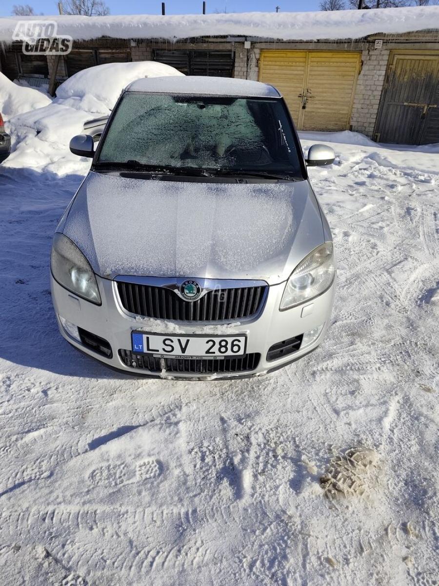 Grey Skoda Fabia 2007 in Vilnius, with an engine capacity of 1.90 L and mileage of 299 thousand km for 1450 €, photo 8 on AUTOMOTO.COM.LV