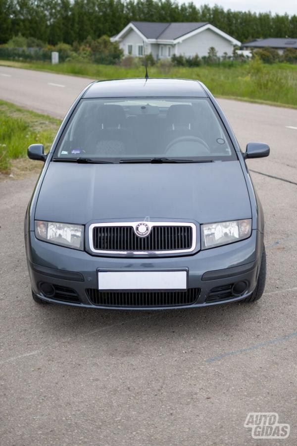 Grey Skoda Fabia 2007 in Klaipeda, with an engine capacity of 1.90 L and mileage of 204 thousand km for 2000 €, photo 2 on AUTOMOTO.COM.LV