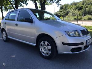 Grey Skoda Fabia 2007 in Alytus, with an engine capacity of 1.42 L and mileage of 273 thousand km for 1499 €, photo 6 on AUTOMOTO.COM.LV