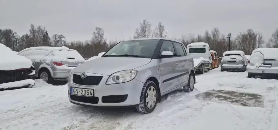 Pelēks Skoda Fabia 2007 Valmiera, ar dzinēja tilpumu 1.20 L un nobraukumu 182 tūkst. km par 1350 €, foto 8 vietnē AUTOMOTO.COM.LV