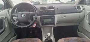 Pelēks Skoda Fabia 2007 Valmiera, ar dzinēja tilpumu 1.20 L un nobraukumu 182 tūkst. km par 1350 €, foto 10 vietnē AUTOMOTO.COM.LV