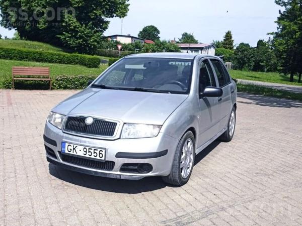 Grey Skoda Fabia 2007 in Tukums, with an engine capacity of 1.20 L and mileage of 375 thousand km for 1050 €, photo 2 on AUTOMOTO.COM.LV