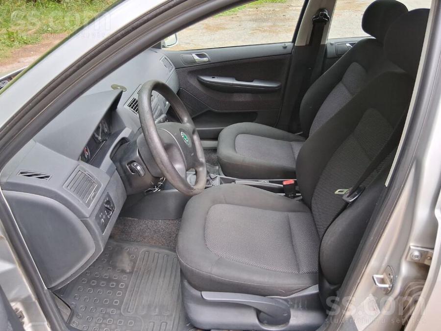 Pelēks Skoda Fabia 2007 Rīga, ar dzinēja tilpumu 1.40 L un nobraukumu 220 tūkst. km par 1800 €, foto 8 vietnē AUTOMOTO.COM.LV