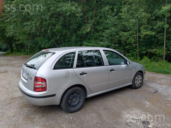 Pelēks Skoda Fabia 2007 Rīga, ar dzinēja tilpumu 1.40 L un nobraukumu 220 tūkst. km par 1600 €, foto 4 vietnē AUTOMOTO.COM.LV