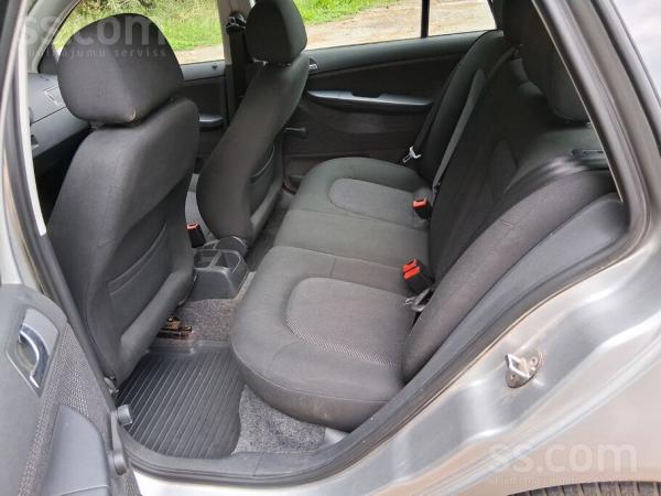 Pelēks Skoda Fabia 2007 Rīga, ar dzinēja tilpumu 1.40 L un nobraukumu 220 tūkst. km par 1600 €, foto 9 vietnē AUTOMOTO.COM.LV