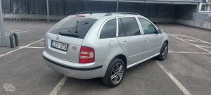 Pelēks Skoda Fabia 2007 Viļņa, ar dzinēja tilpumu 1.40 L un nobraukumu 240 tūkst. km par 1650 €, foto 6 vietnē AUTOMOTO.COM.LV