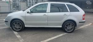 Pelēks Skoda Fabia 2007 Viļņa, ar dzinēja tilpumu 1.40 L un nobraukumu 240 tūkst. km par 1650 €, foto 9 vietnē AUTOMOTO.COM.LV
