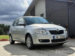 Grey Skoda Fabia 2007 in Ogre, with an engine capacity of 1.40 L and mileage of 227 thousand km for 2000 €, photo  on AUTOMOTO.COM.LV