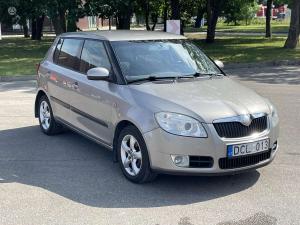 Grey Skoda Fabia 2007 in Kaunas, with an engine capacity of 1.39 L and mileage of 156 thousand km for 2490 €, photo  on AUTOMOTO.COM.LV