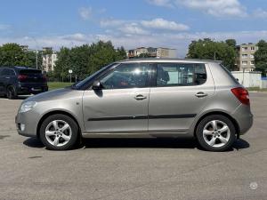 Grey Skoda Fabia 2007 in Kaunas, with an engine capacity of 1.39 L and mileage of 156 thousand km for 2490 €, photo 4 on AUTOMOTO.COM.LV