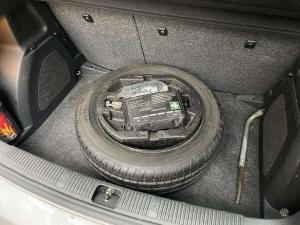 Grey Skoda Fabia 2007 in Kaunas, with an engine capacity of 1.39 L and mileage of 156 thousand km for 2490 €, photo 12 on AUTOMOTO.COM.LV
