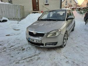 Grey Skoda Fabia 2008 in Telschi, with an engine capacity of 1.40 L and mileage of 302 thousand km for 1280 €, photo  on AUTOMOTO.COM.LV