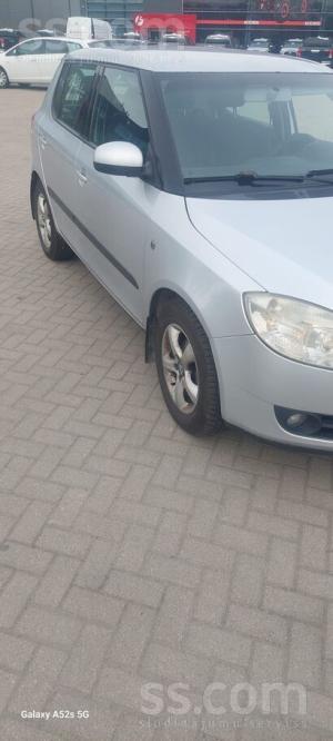 Pelēks Skoda Fabia 2008 Rīga, ar dzinēja tilpumu 1.40 L un nobraukumu 310 tūkst. km par 1750 €, foto 4 vietnē AUTOMOTO.COM.LV