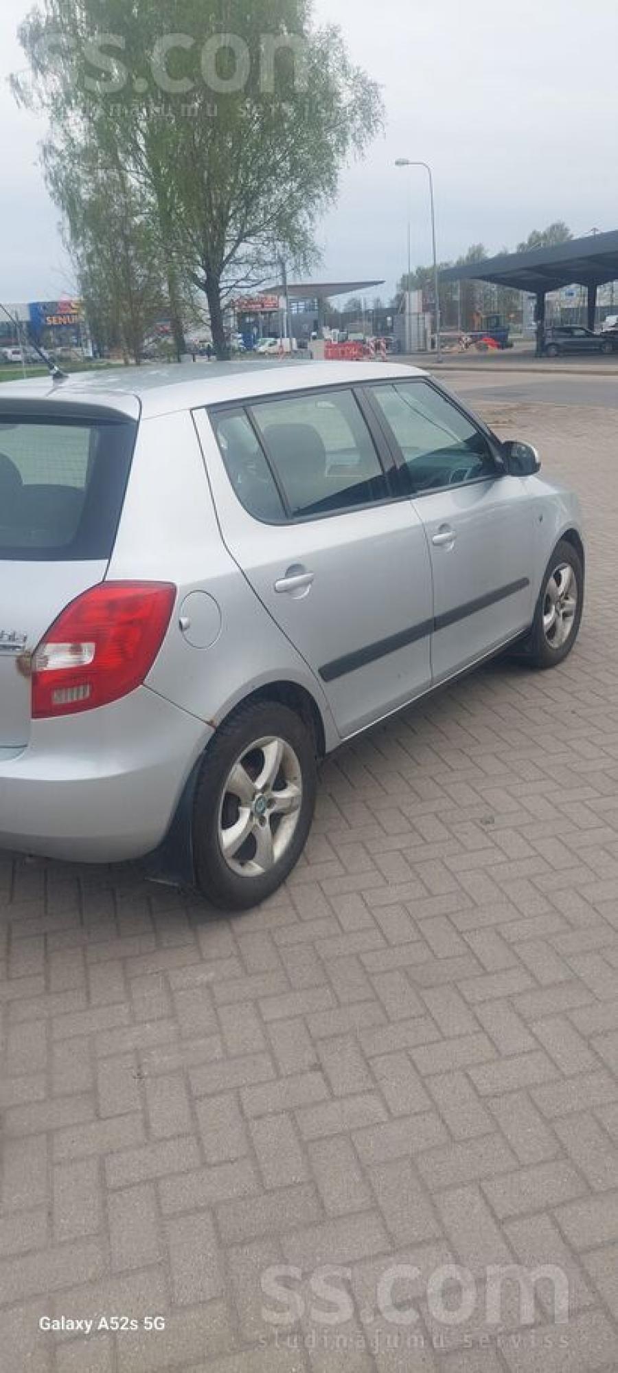 Pelēks Skoda Fabia 2008 Rīga, ar dzinēja tilpumu 1.40 L un nobraukumu 310 tūkst. km par 1750 €, foto 6 vietnē AUTOMOTO.COM.LV