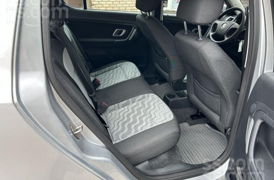 Pelēks Skoda Fabia 2008 Limbaži, ar dzinēja tilpumu 1.40 L un nobraukumu 306 tūkst. km par 2550 €, foto 8 vietnē AUTOMOTO.COM.LV
