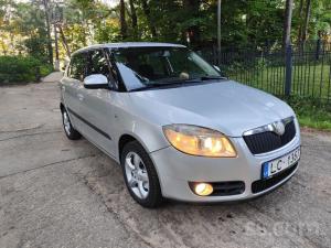 Pelēks Skoda Fabia 2008 Rīga, ar dzinēja tilpumu 1.90 L un nobraukumu 277 tūkst. km par 1588 €, foto  vietnē AUTOMOTO.COM.LV