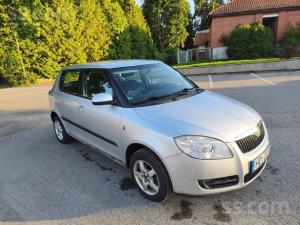 Grey Skoda Fabia 2008 in Riga, with an engine capacity of 1.40 L and mileage of 250 thousand km for 1250 €, photo 3 on AUTOMOTO.COM.LV