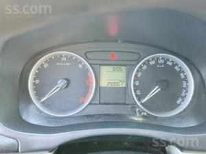 Grey Skoda Fabia 2008 in Riga, with an engine capacity of 1.40 L and mileage of 250 thousand km for 1250 €, photo 8 on AUTOMOTO.COM.LV
