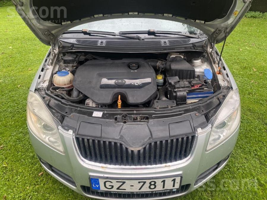 Grey Skoda Fabia 2008 in Ludza, with an engine capacity of 1.90 L and mileage of 430 thousand km for 1750 €, photo 3 on AUTOMOTO.COM.LV
