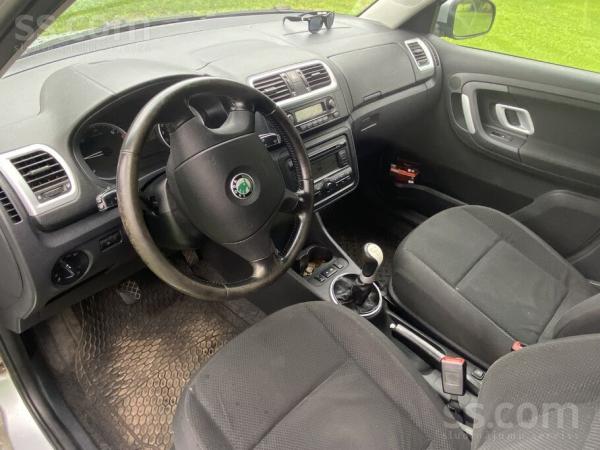 Skoda Fabia 2008 Ludza vietnÄ PelÄks Skoda Fabia 2008 Ludza, ar dzinÄja tilpumu 1.90 L un nobraukumu 430 tÅ«kst. km par 1750 ā¬, foto 7 vietnÄ AUTOMOTO.COM.LV