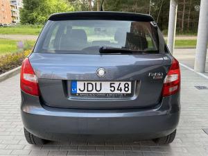 Pelēks Skoda Fabia 2009 Viļņa, ar dzinēja tilpumu 1.90 L un nobraukumu 263 tūkst. km par 2500 €, foto 4 vietnē AUTOMOTO.COM.LV