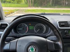 Pelēks Skoda Fabia 2009 Viļņa, ar dzinēja tilpumu 1.90 L un nobraukumu 263 tūkst. km par 2500 €, foto 10 vietnē AUTOMOTO.COM.LV